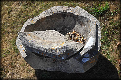 Dunhill Font, Waterford
